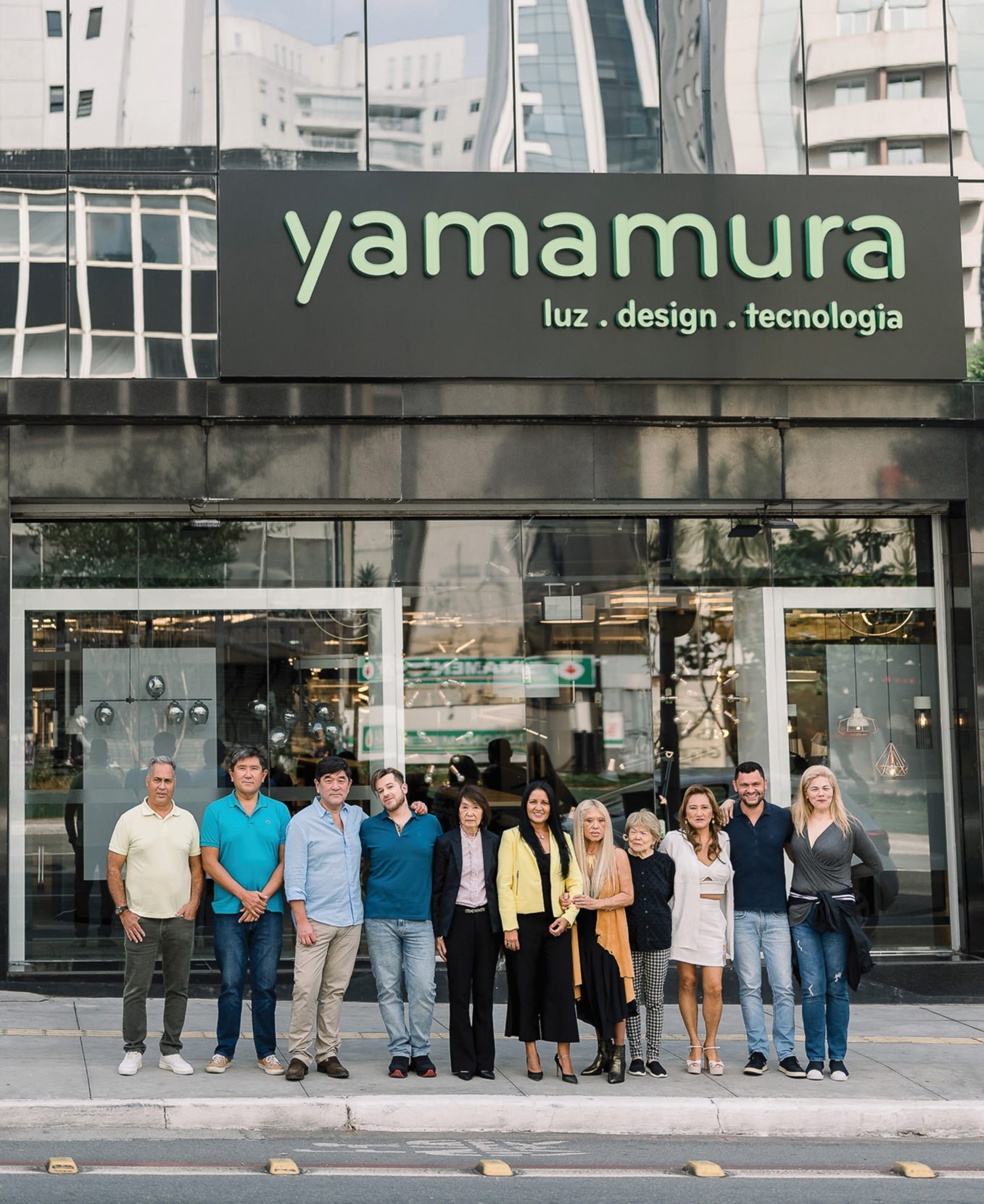 Yamamura celebra 50 anos de história com livro que narra a trajetória ...